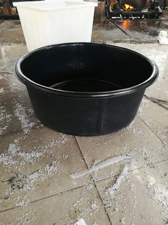 Open Top Colored Round Feeding Trough M300L Customized Heavy Duty Portable