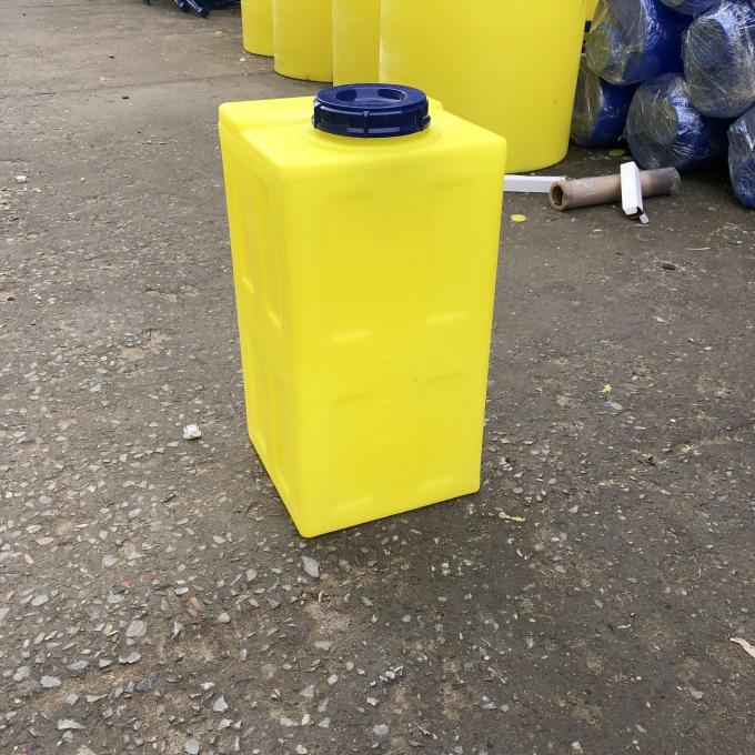 Portable Square Roto Mold Tanks LLDPE Plastic Water Storage Tanks 120L